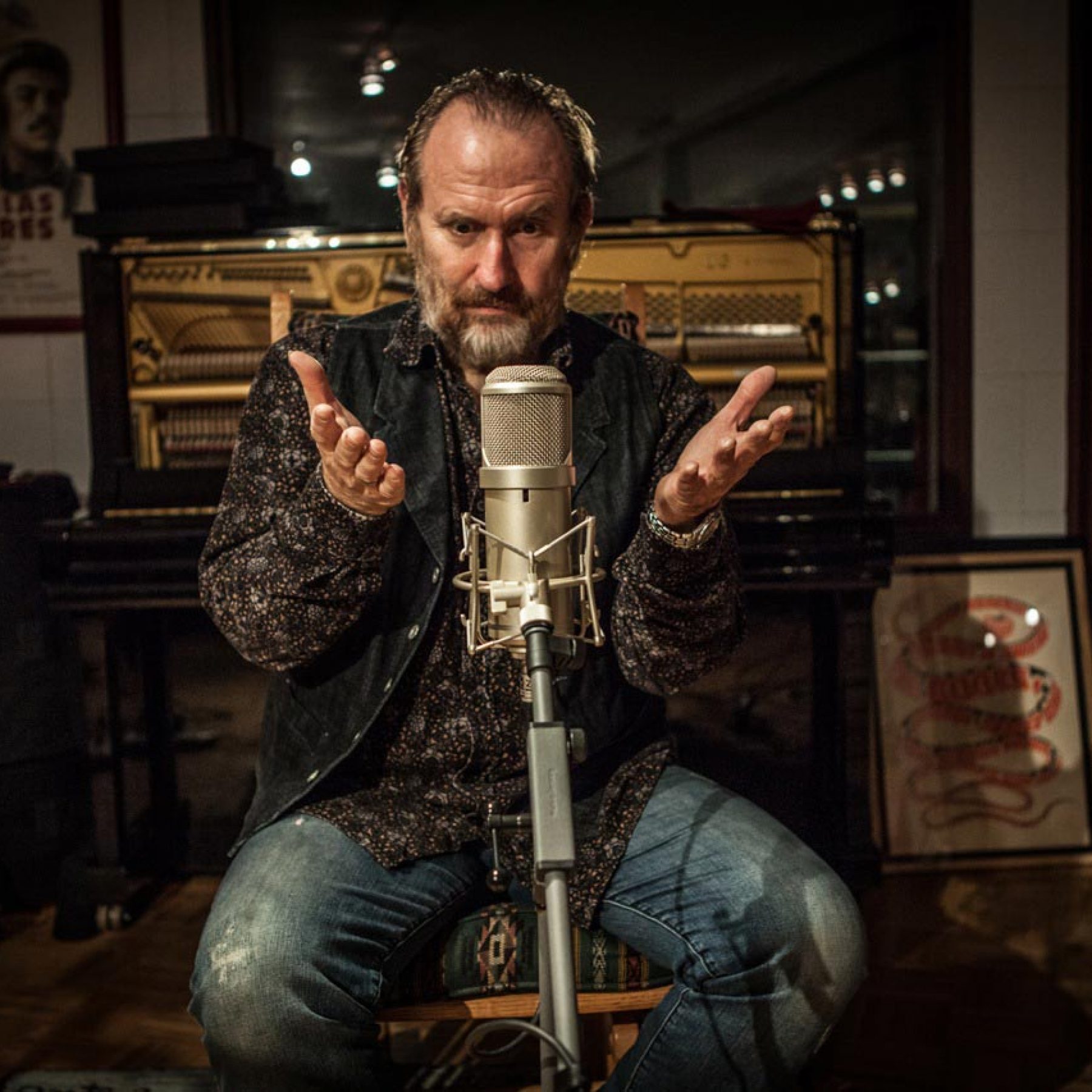 COLIN HAY DISCOVERS ATLANTIS — AudioTechnology