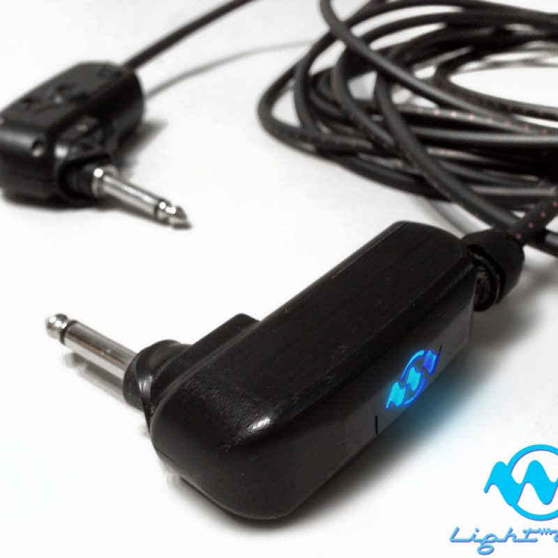 LIGHTLEAD: OPTICAL ANALOGUE INSTRUMENT CABLE — AudioTechnology