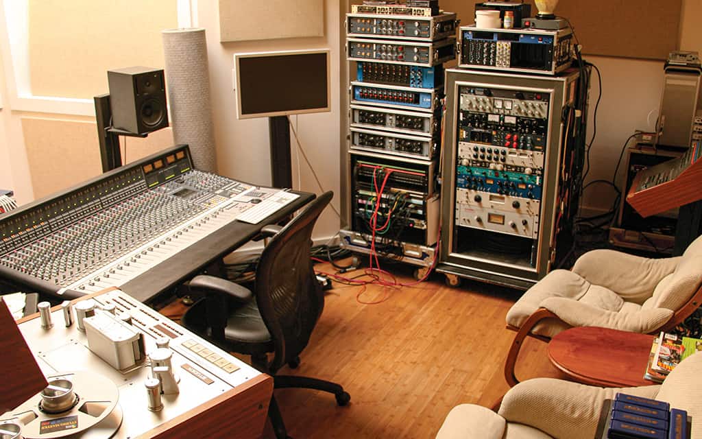Jack Johnson: Sleeps Through The Static — AudioTechnology